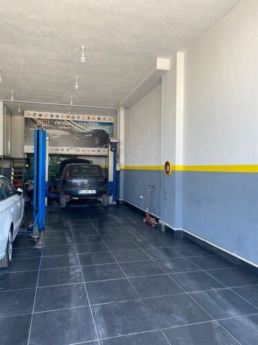 Otomobil servisi Y. S Ahsen Otomotiv Oto Tamir Bakım Servisi, Bursa, foto