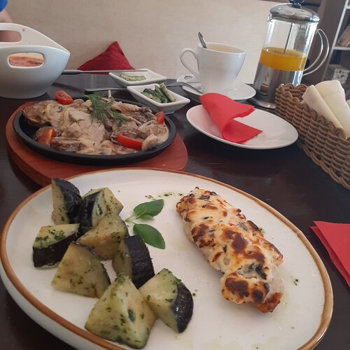 Restoran Svoia kompaniia, Verhniaya Pyşma, foto