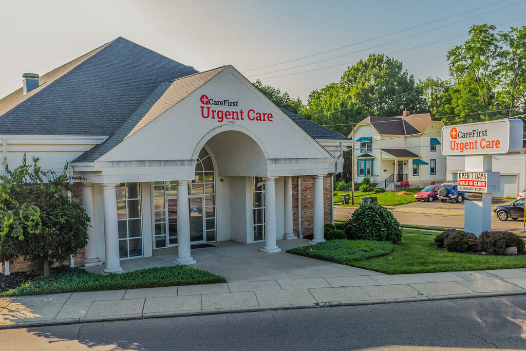 Özel muayenehaneler CareFirst Urgent Care - Kenwood, Ohio Eyaleti, foto