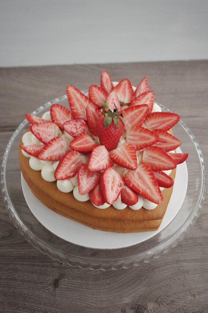 Özel pasta siparişi Peshkova Pastry, Çeliabinsk, foto