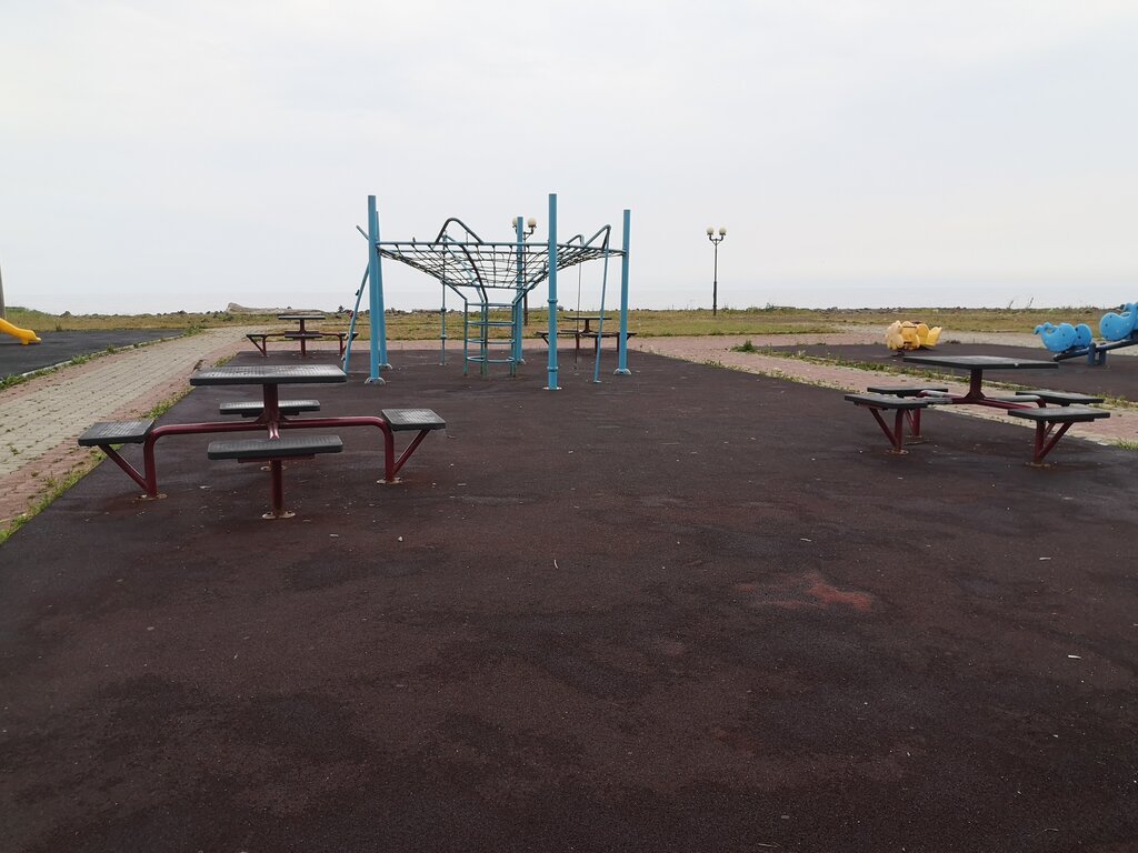 Oyun alanı Playground, Holmsk, foto