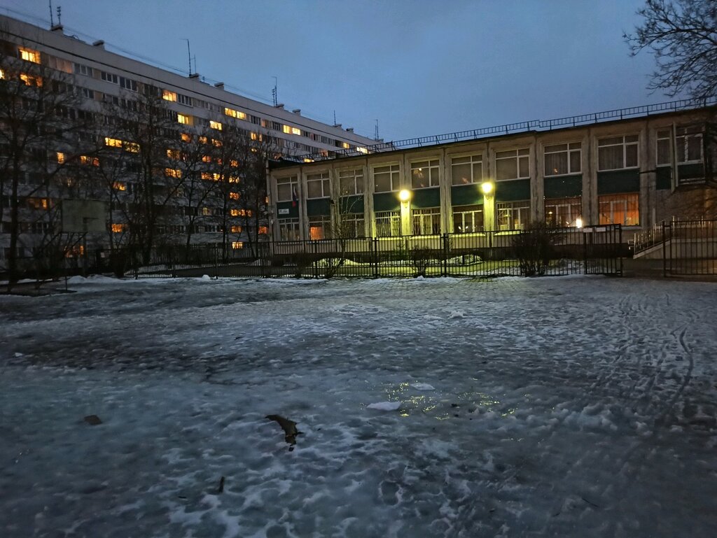 Spor alanı Спортивная площадка, Saint‑Petersburg, foto