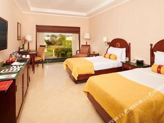 Otel The Lalit Temple View Khajuraho, , foto