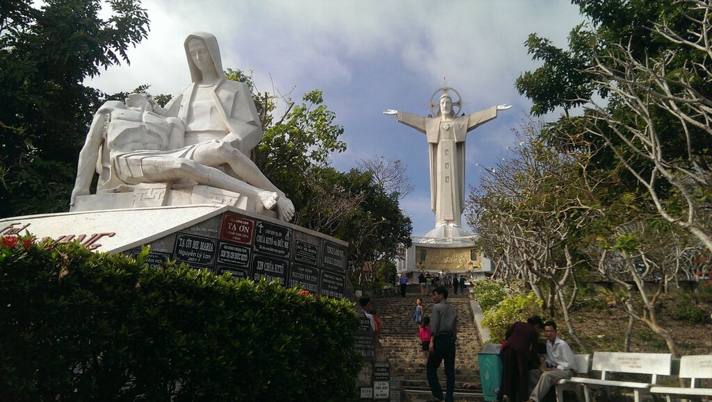 Park, sokak heykeli Christ of Vung Tau, Vung Tau, foto
