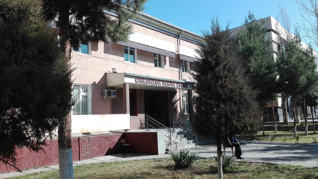 Özel ağız ve diş sağlığı klinikleri ve muayenehaneleri Chilonzor Denta Lyuks, Taşkent, foto