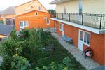 Гостевой дом на Морской 2/2 (Morskaya ulitsa No:2/2, stanitsa Golubitskaya), konuk evi  Krasnodarski krayından