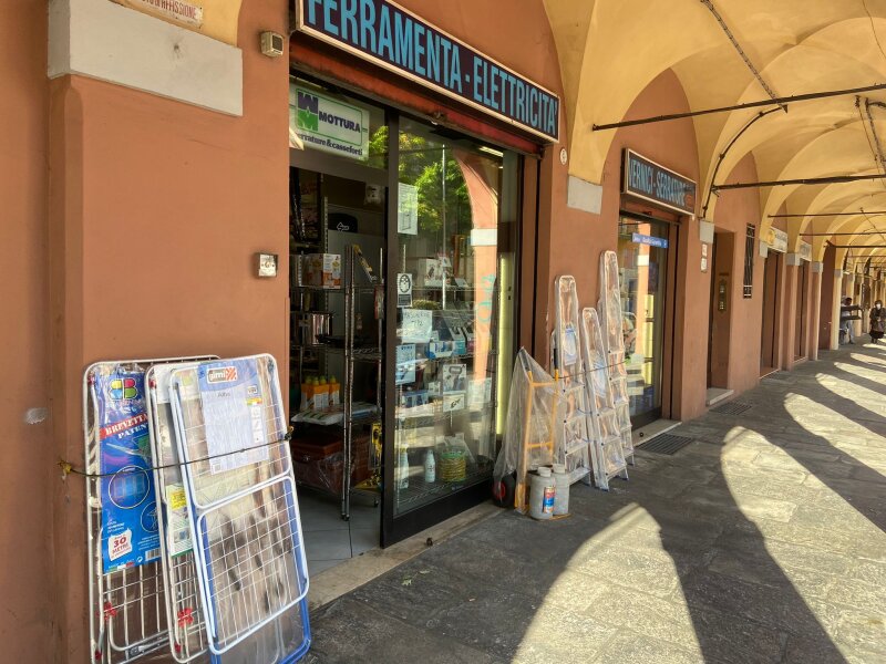Beyaz eşya servisleri Ferramenta Mazzini, Bologna, foto