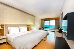 Mylome Luxury Hotel & Resort (Antalya, Alanya, Okurcalar Mah., Şarburun Cad., 12), otel  Alanya'dan