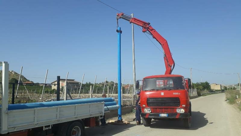Madencilik işletmeleri Trivellazioni Gallo, Sicilya, foto