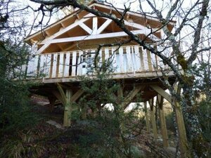Cabanes et Lodges du Belvedere (Auvergne-Rhône-Alpes, Ain, Arrondissement de Nantua, Serrières-sur-Ain), otel