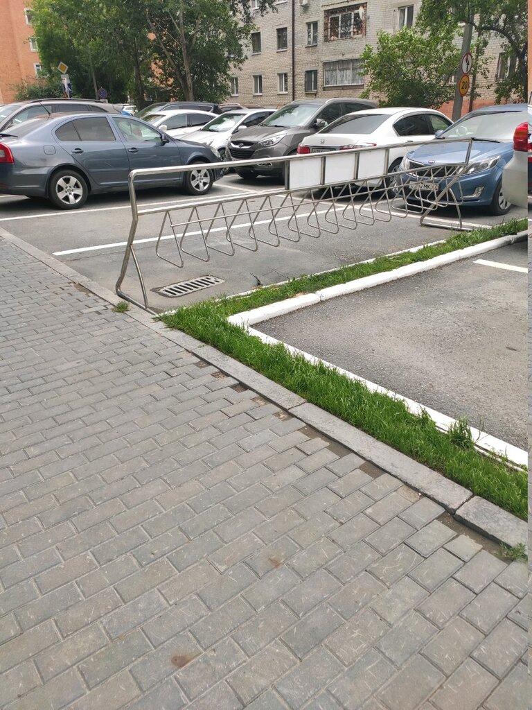 Bisiklet park yerleri Bicycle parking, Tiumen, foto