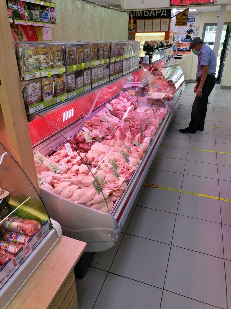 Kanatlı hayvan ürünleri ve yumurta Мясо птица, Moskova, foto