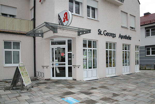 Eczaneler St. Georgs-Apotheke, Bavyera, foto