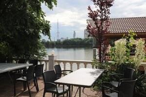 Belaya Bereza (Karasunskaya Street No:149, Tsentralniy Microdistrict), kafe  Krasnodar'dan