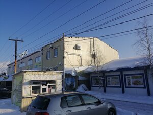 Горячая выпечка (ulitsa 2P-2 No:23), ekmek fırını  Nijnevartovsk'tan