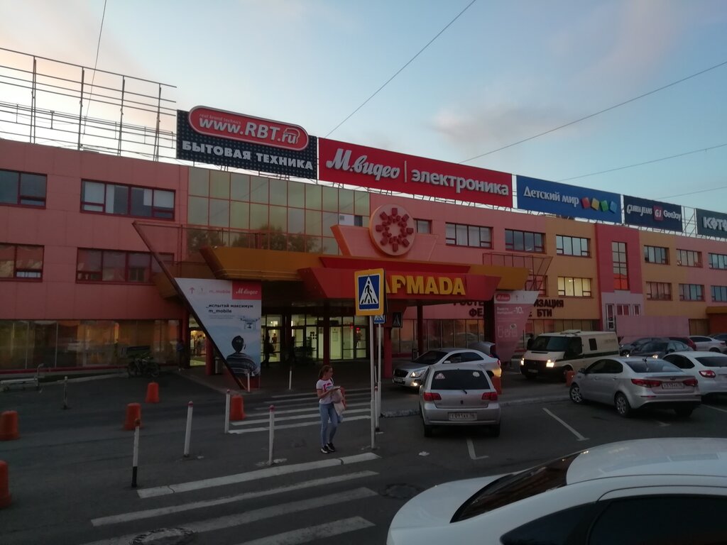 Giyim mağazası Stradivarius, Orenburg, foto