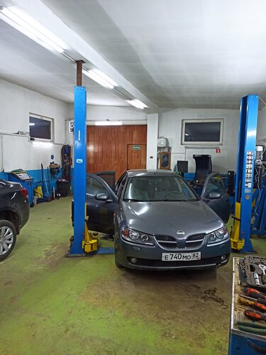 Otomobil servisi Avtotechcentr, Kırım Cumhuriyeti, foto