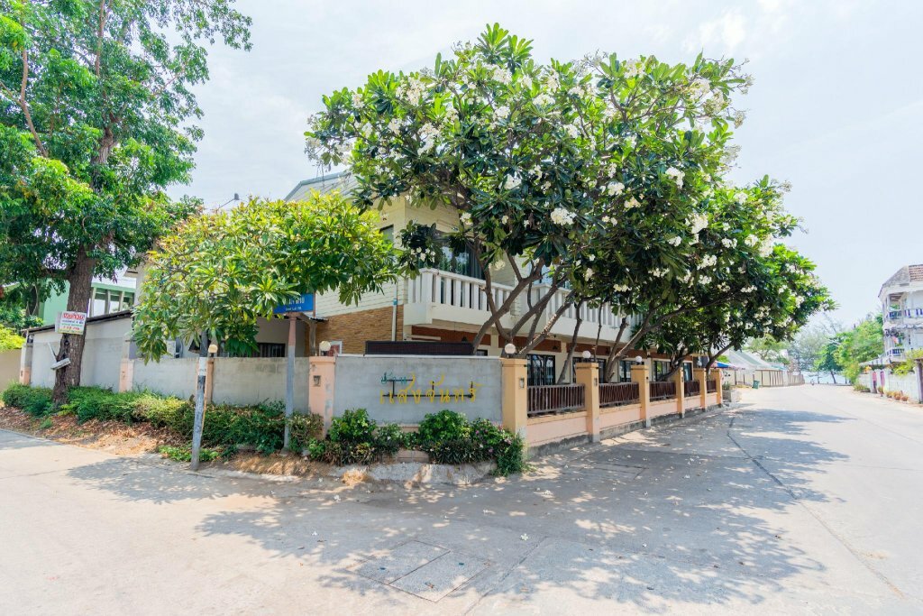 Otel Baan Sang Chan Hotel, Dünya, foto