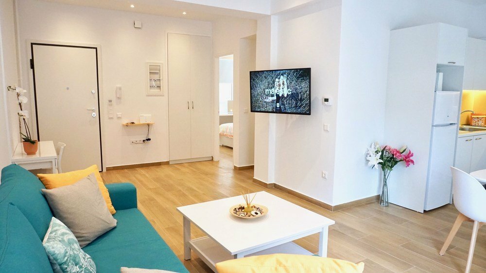 Otel Spacious Modern Apt in Athens near Metro, Atina, foto