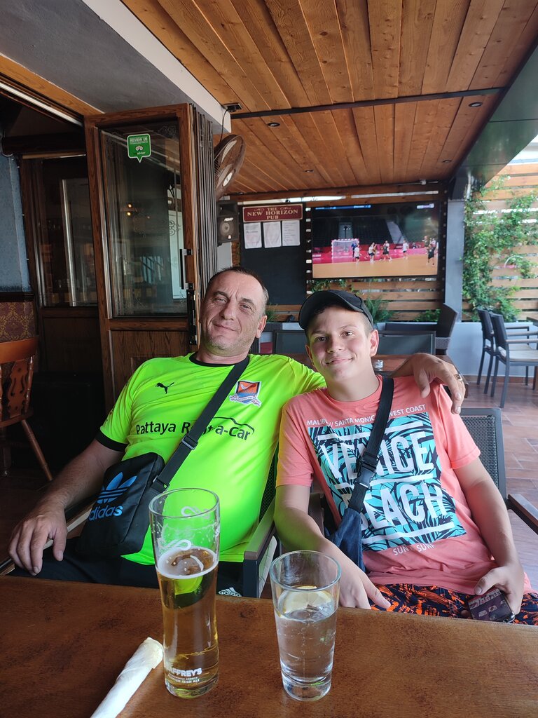 Bar The New Horizon, Baf İlçesi, foto