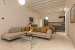 Ca Rossini 1 Apartment (Venice, Calle Mandola), kısa süreli konaklama  Venedik'ten