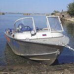 Collective car Park No. 1 boats individual owners Lomonosov (Transportny pereulok No:5), garajlar  Lomonosov'dan