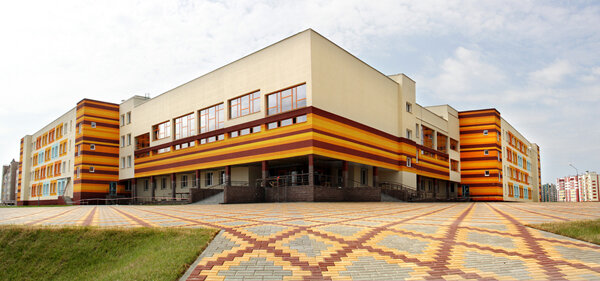 Ortaokul Средняя школа № 10, Pinsk, foto