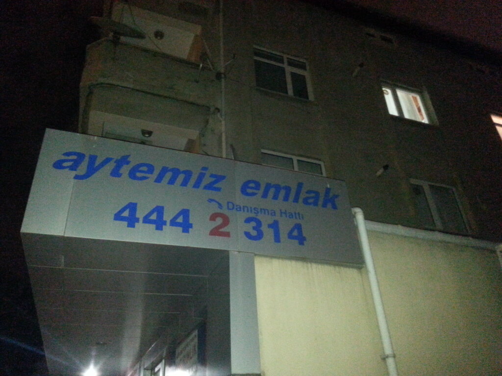 Emlak ofisi Aytemiz Emlak Gurubu, İstanbul, foto