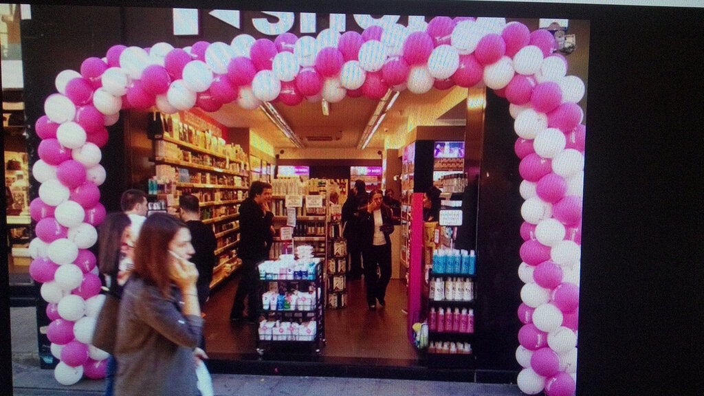 Kişisel bakım ürünleri T-Shop Şişli Mağazası, İstanbul, foto