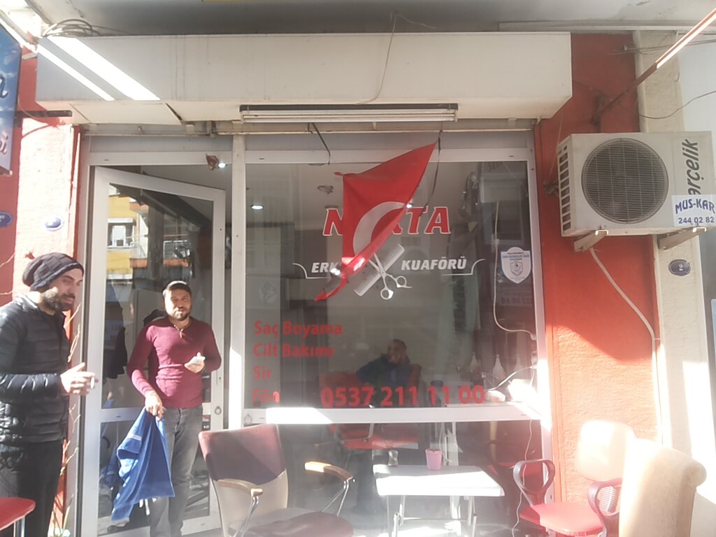 Berberler Nokta Erkek Kuaförü, İzmir, foto