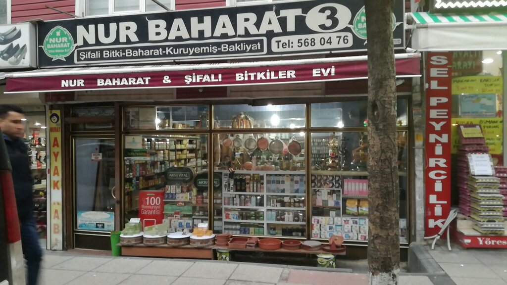 Besin takviyesi, aktariye Nur Baharat 3, İstanbul, foto