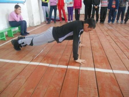 Ortaokul Основная Общеобразовательная школа Имени Академика З. Г. Ураксина Деревни Саитово, Başkurdistan, foto