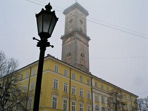 Львівська ратуша (ploshcha Rynok No:1), sinemalar  Lviv'den