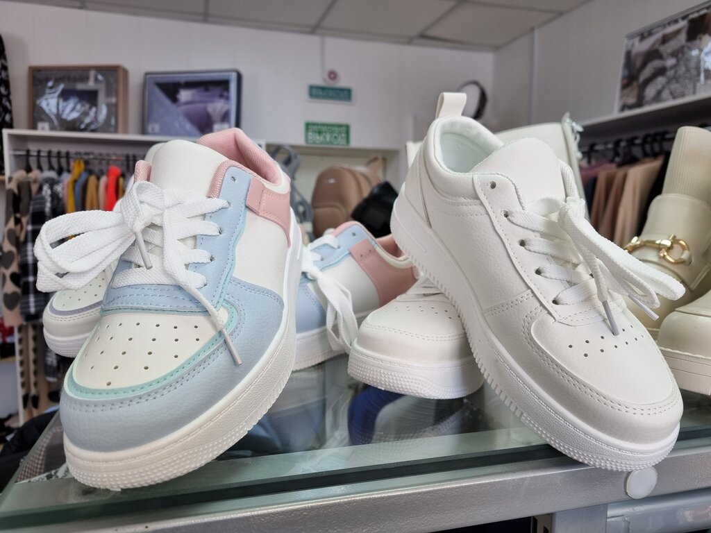 Giyim mağazası Magazin Filida, Samara, foto