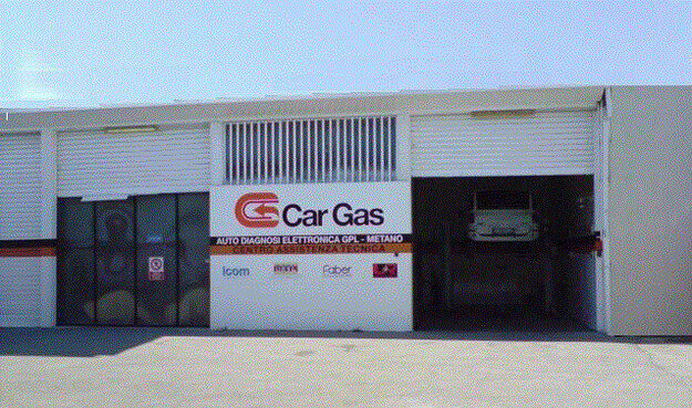 Karavan Car Gas del Vecchio Giovanni, Bari, foto