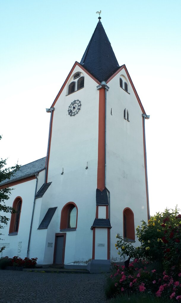 Dini dernekler Evangelische Kirche Kloppenheim - Evangelische Bodelschwingh-Kirchengemeinde Wiesbaden-Kloppenheim/Hessloch, Hesse, foto