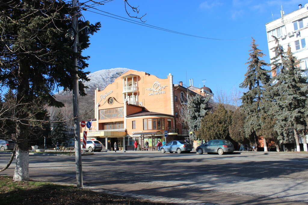 Anıt, heykel Аллея памяти, Zheleznovodsk, foto