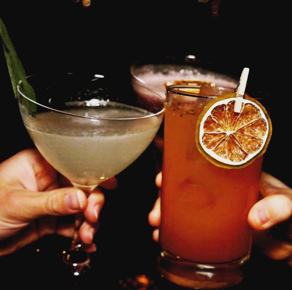 Gece kulüpleri Five Thirty Lounge, Knoxville, foto