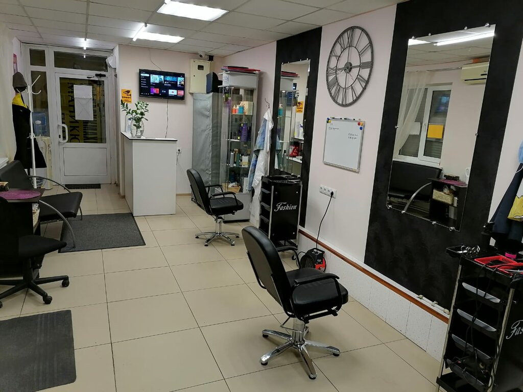 Güzellik salonu Парикмахерская, Novosibirsk, foto