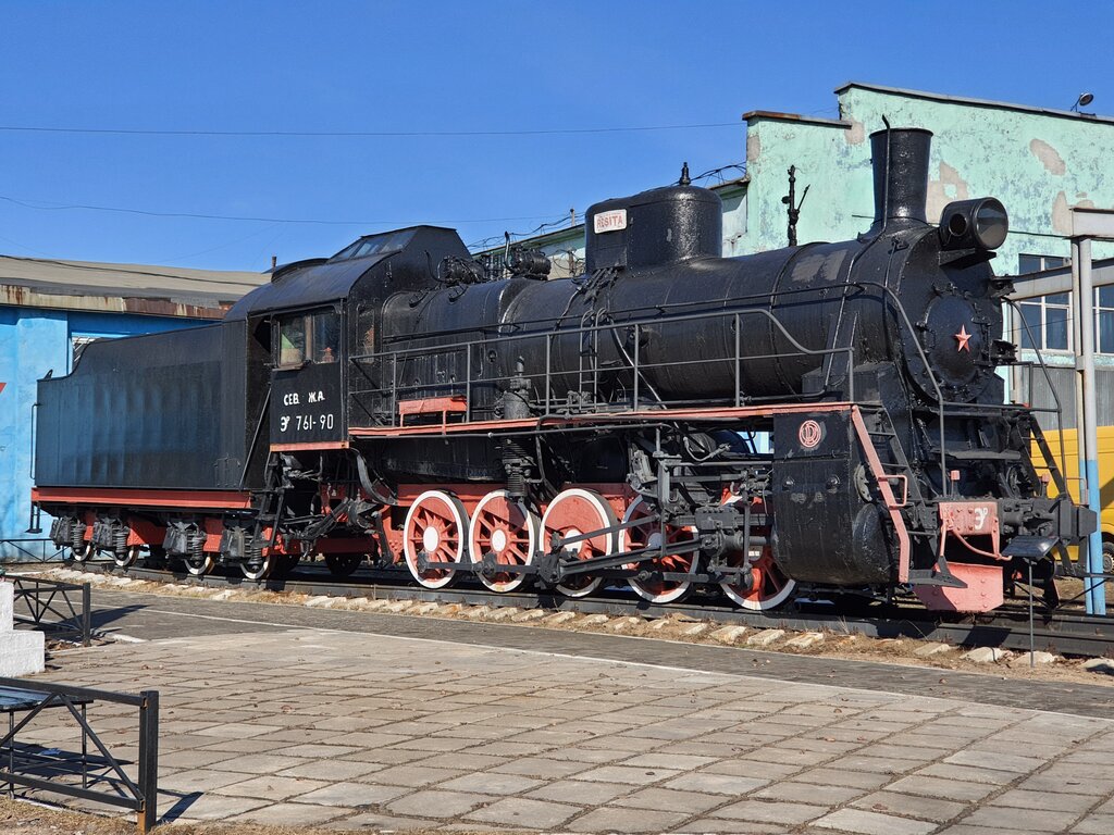 Teknoloji anıtı Паровоз Эр761-06, Arhangelsk, foto