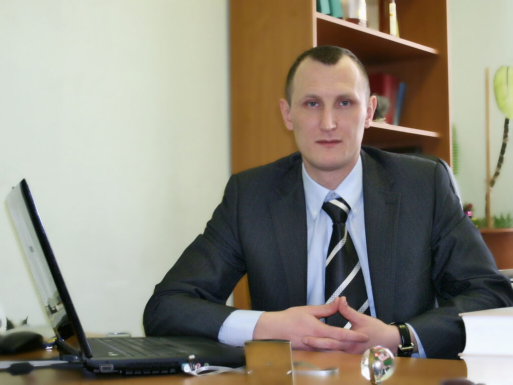 Hukuk büroları Femida, Kirishi, foto