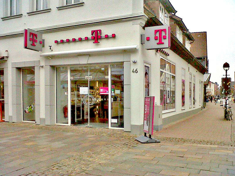 Cep telefonu ve aksesuarları satış mağazaları Telekom Shop, Nienburg, foto