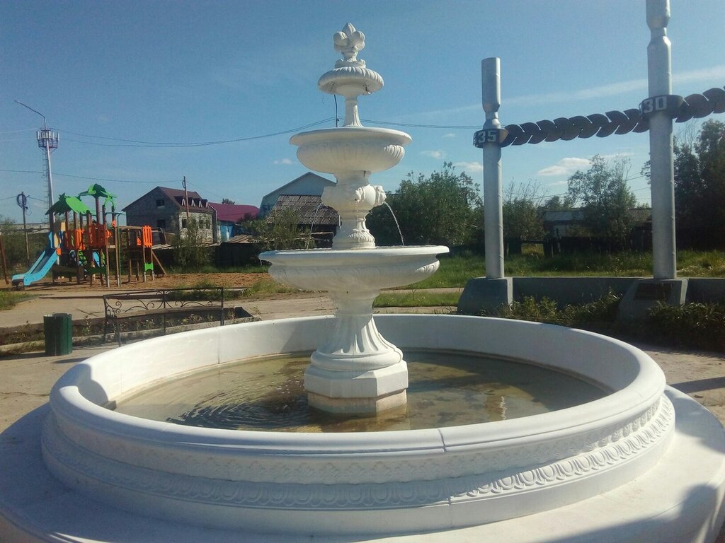 Kültür ve eğlence parkları сквер На Рубеже Веков, Olyokminsk, foto