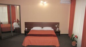 Belveder (Ukraine, Rohatyn, Rogatinvillage Potik Molodizhna Street 8), otel  Ivano‑Frankovsk Bölgesi'nden