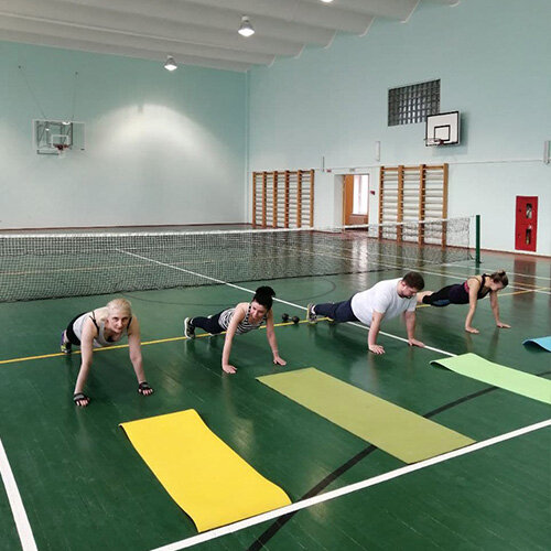 Çok amaçlı spor tesisleri BelMAPE Sports Complex, Minsk, foto