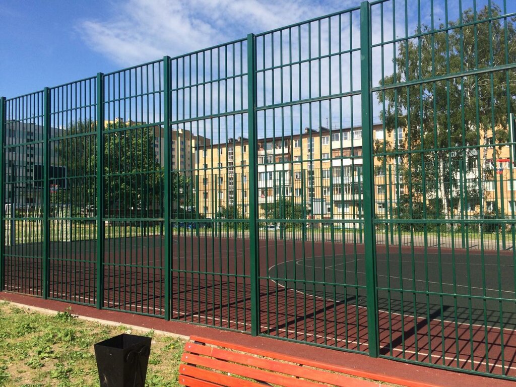 Spor alanı Комплексная площадка, Klin, foto