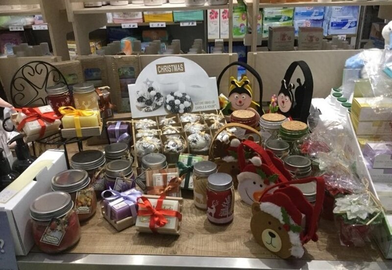 Kozmetik ve parfümeri mağazaları Assorbenza e Dintorni, Trieste, foto