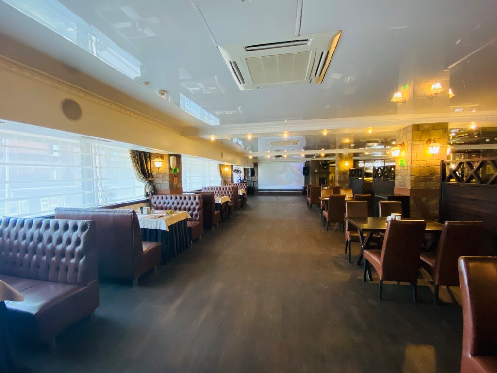 Restoran Mr. Begemot, Kaliningrad, foto