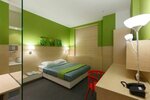 Sleeport (Teatralna Street No:5), otel  Dnepropetrovsk'tan