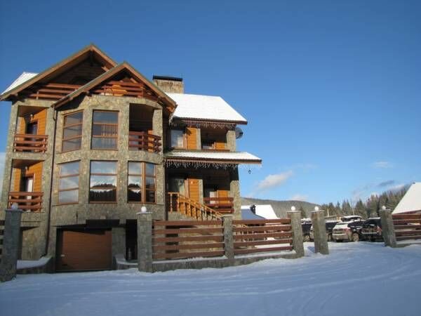 Otel Gostiny dvor Zhemchuzhina Karpat, Yaremcha, foto